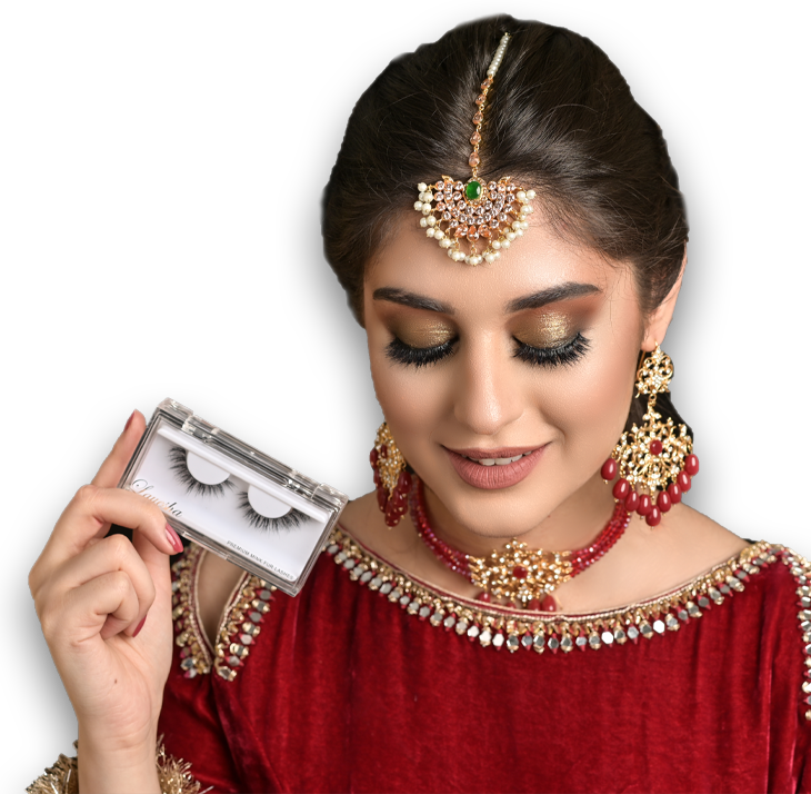 Lash Out Loud with False Eyelash Extensions – Layesha Lashes